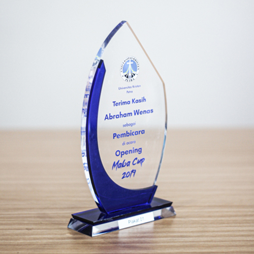 10 Ide Desain Plakat Unik untuk Acara Kantor dan Pribadi - jagoplakat.com